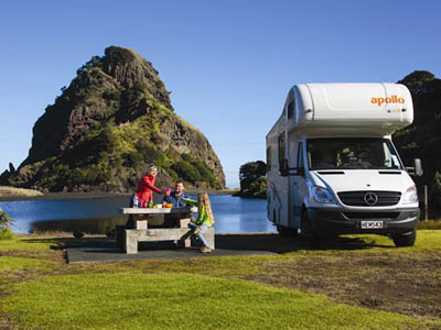 Apollo Euro Deluxe Motorhome – 6 Berth